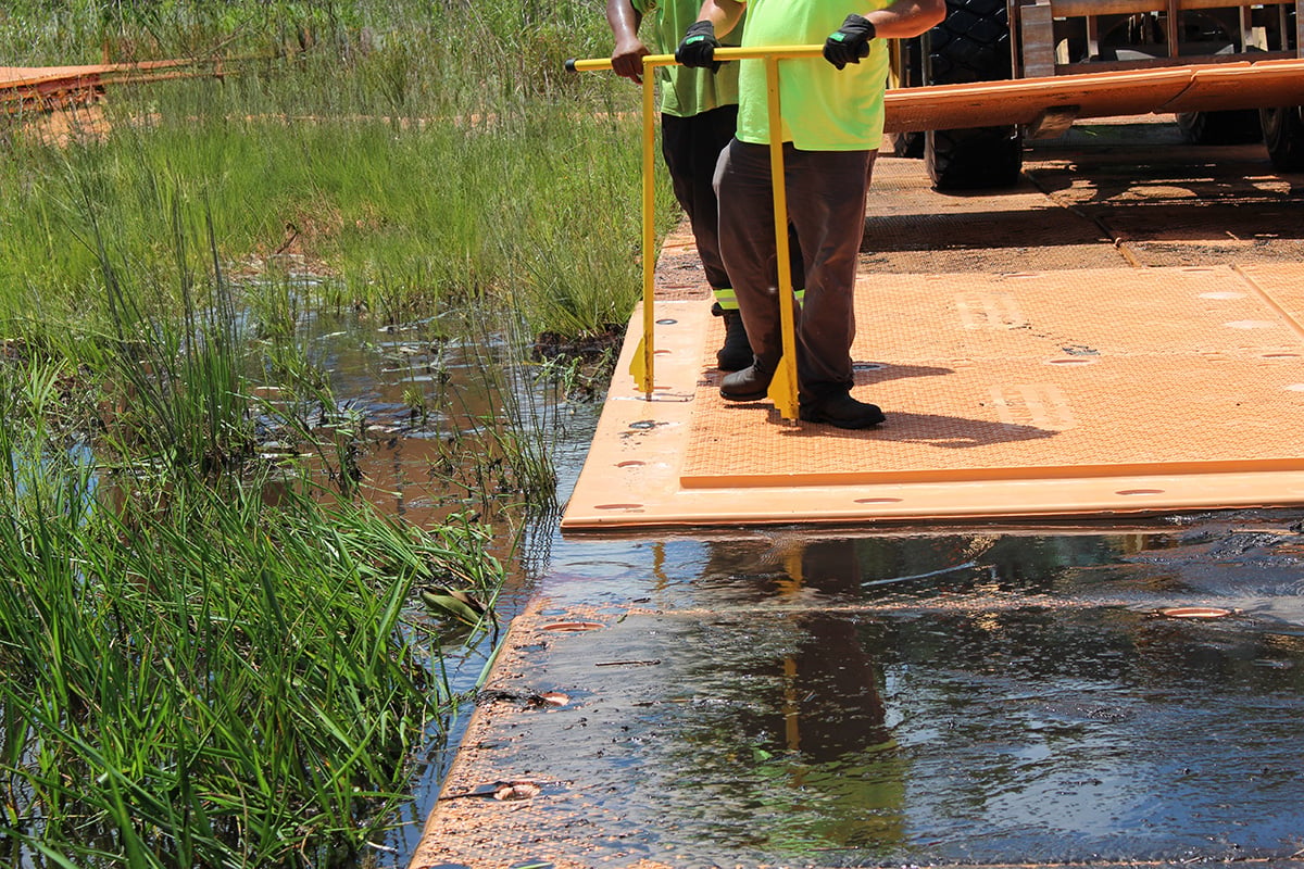 How Composite Work Platforms Improve Safety, Stability and Efficiency